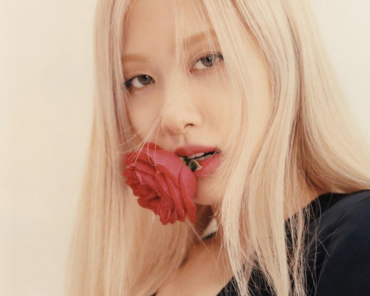 BLACKPINK – Playing With Fire – Rose – KPOP 6